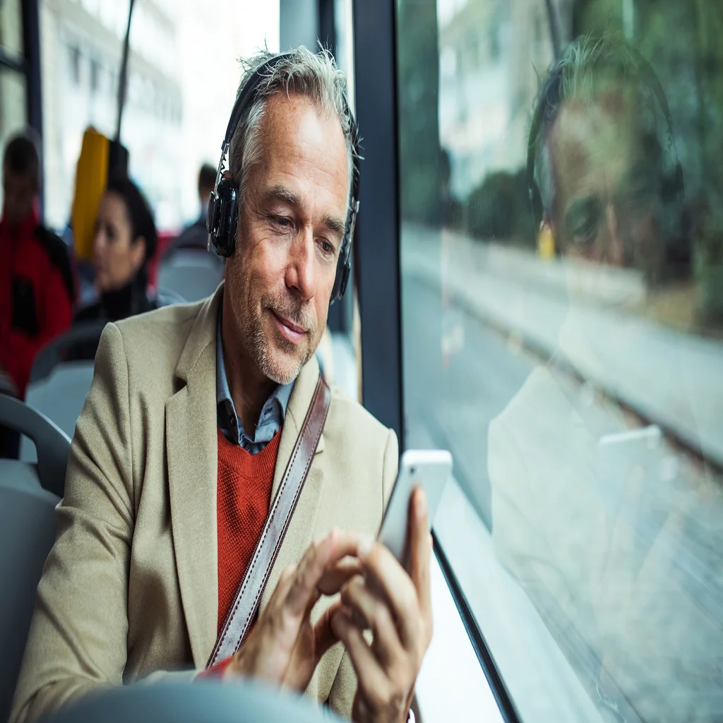 More Than Half of Working Americans Enjoy Commuting, Surprising Survey ...