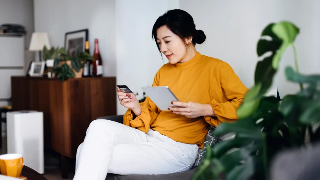 A New Study Explains Exactly How to Spend Your Money to Maximize Happiness