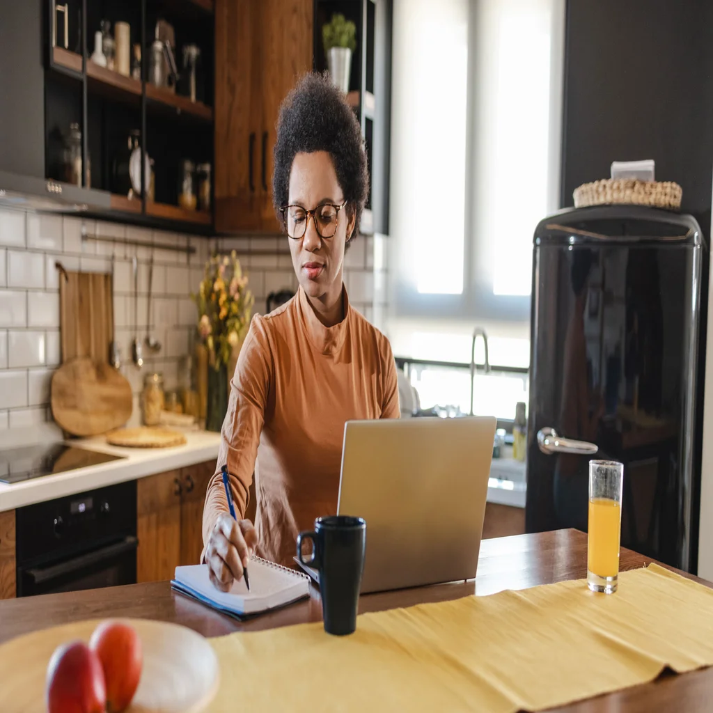 5 Ways to Build Employee Morale for Remote and Hybrid Teams