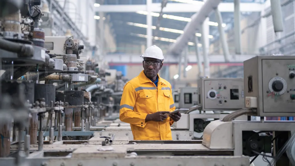 Boom in Job Growth Leaves Factory Workers Behind