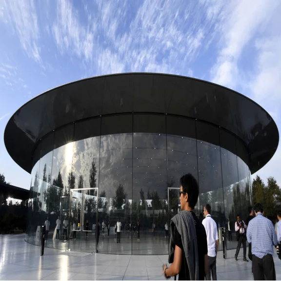 Here's Apple's Plan to Get Employees Back to the Office
