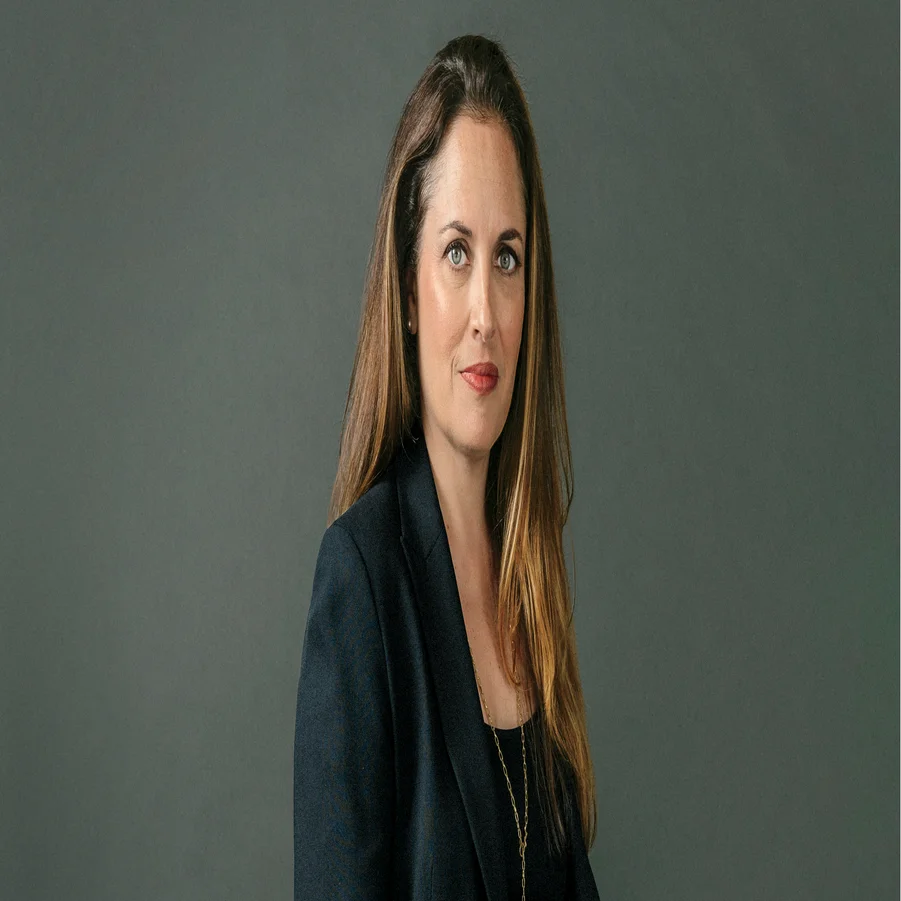 This Entrepreneur Went From Tinkering in Her Basement to Wooing Robert ...