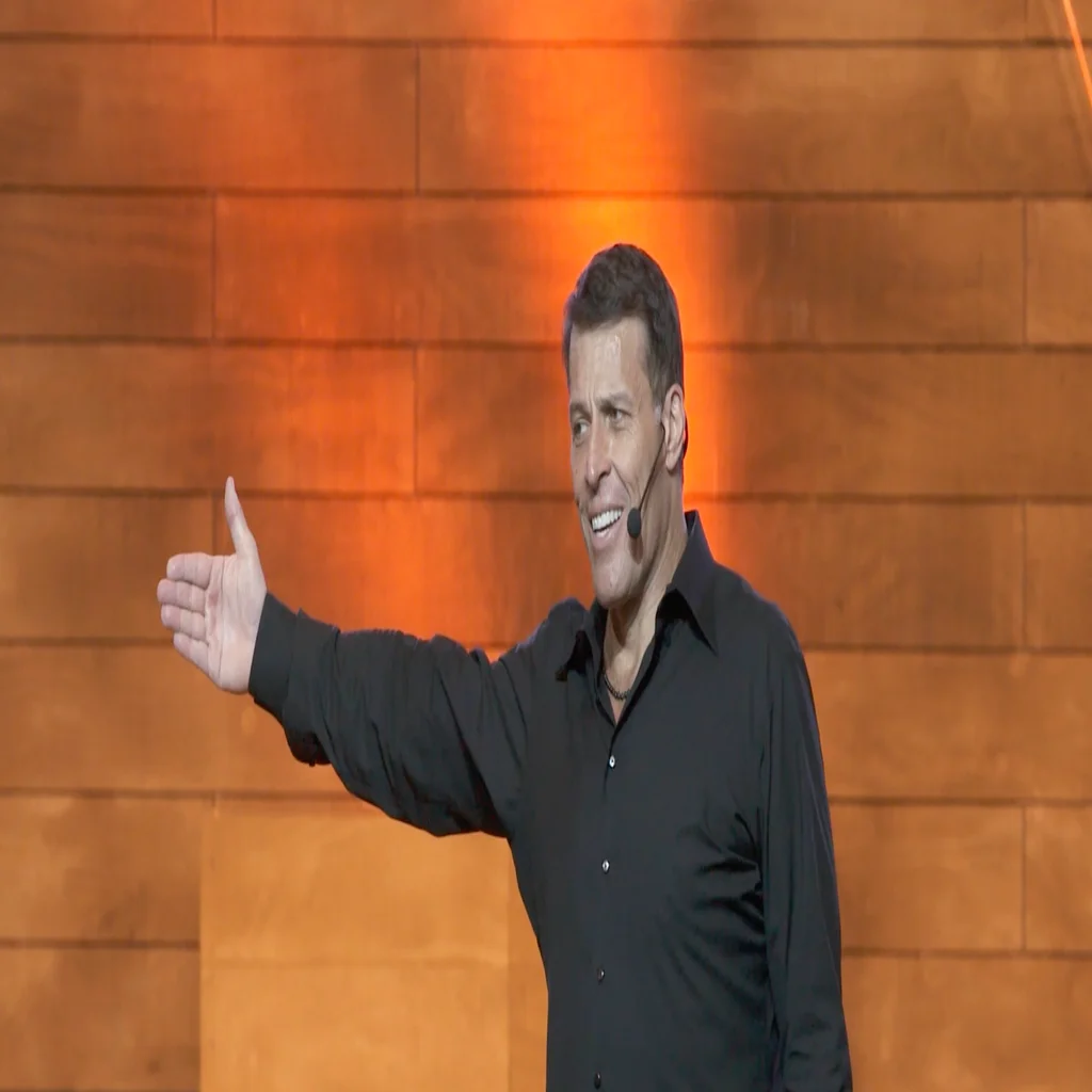 Tony Robbins Breaks the Science of Achievement Down to 3 Simple Steps