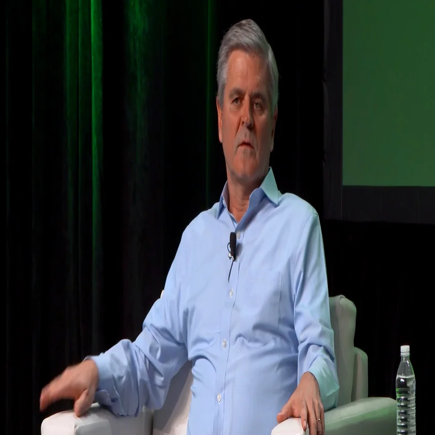 The Crazy Way Steve Case Landed a Partnership With Apple