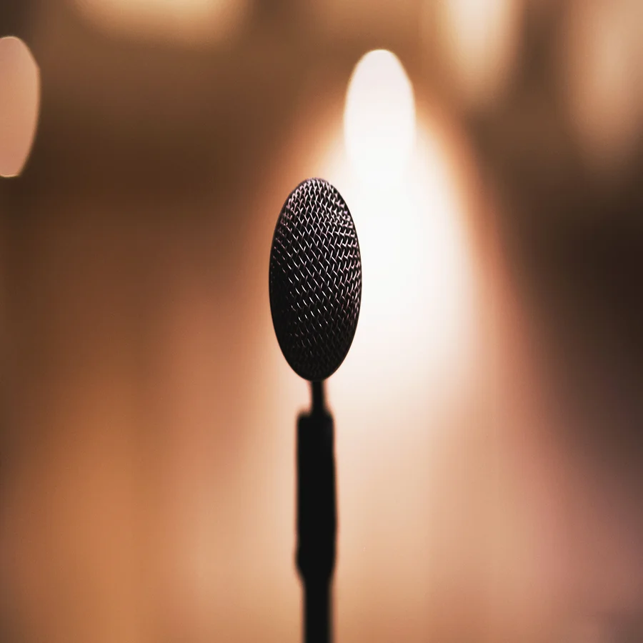 9 Helpful Tips to Calm Your Nerves Before Speaking