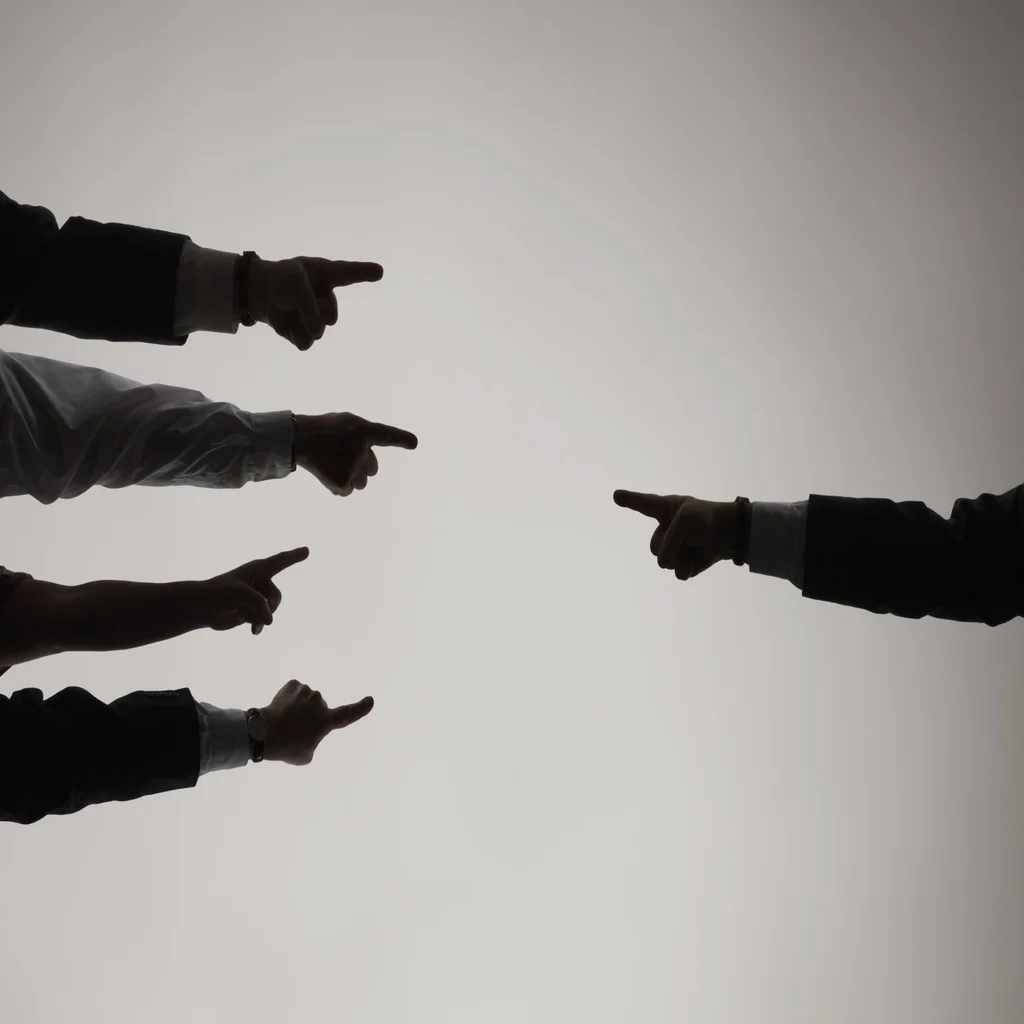 4 Ways to Effectively Work With People Who Are Hard To Like