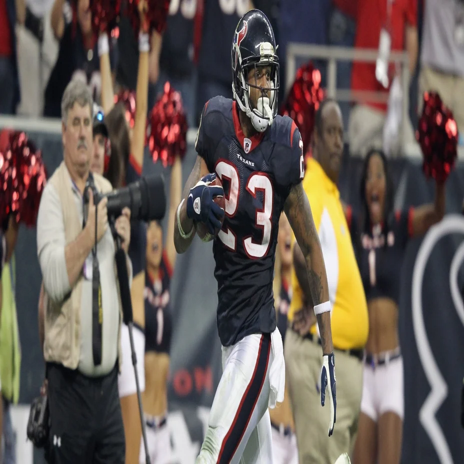 Why Ex-NFL Star Arian Foster Invested in This Health Startup