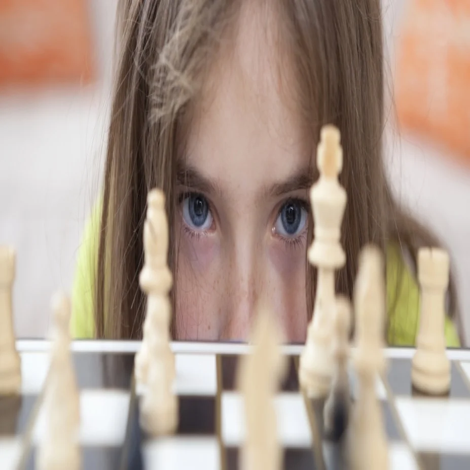 9 Ways to Look Like the Smartest Person in the Room (Even When You're Not)
