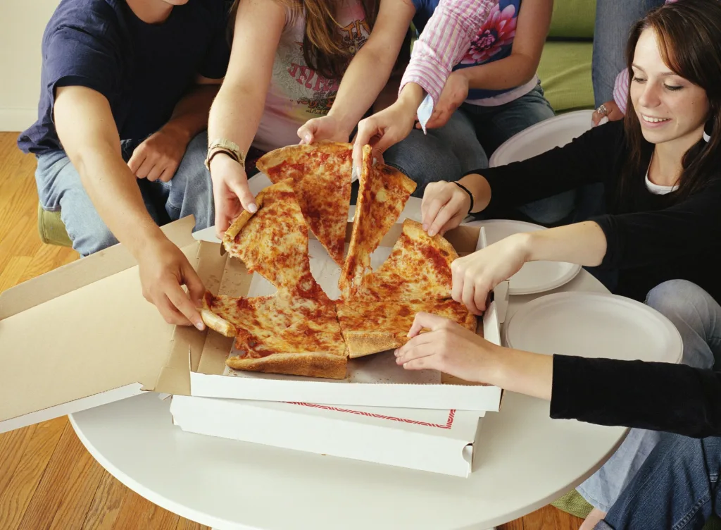 Bizarre Study Finds Pizza Motivates Employees More Than Cash Bonuses