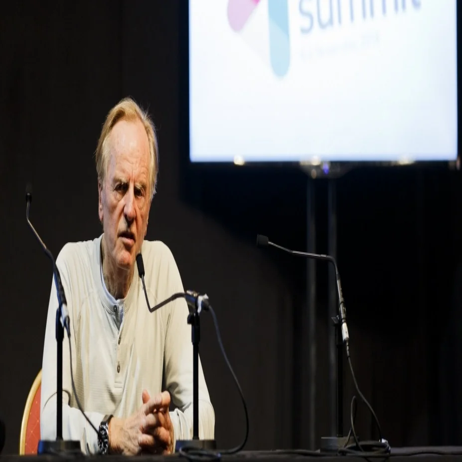 How Ex-Apple CEO John Sculley Mentors Successful Startups