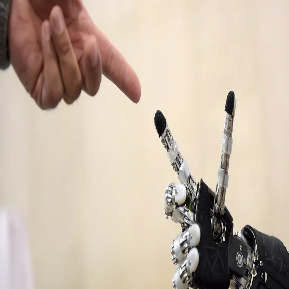 Report Says Robots Will Displace 800 Million Jobs in Next 12 Years ...