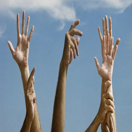 8 Great Ways to Make Your Hands Your Allies When You Speak