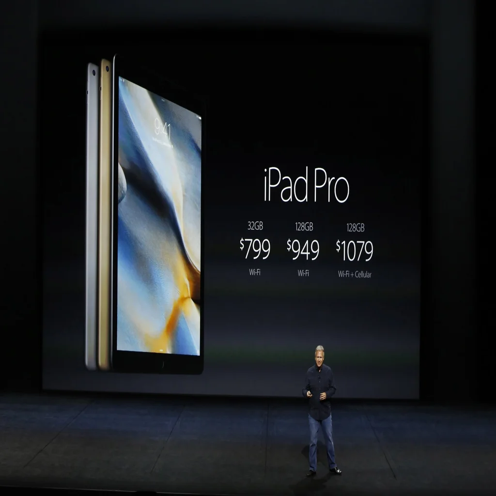 Apple Acknowledges There's a Technical Problem With Its Newest Product
