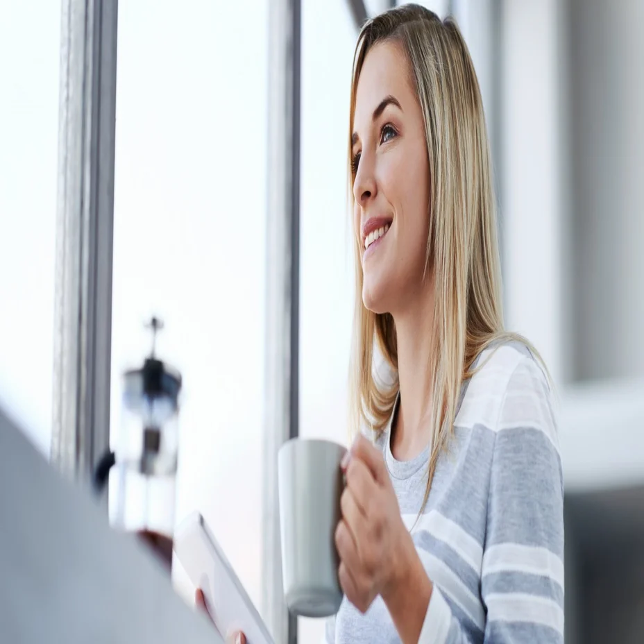 5 Ways to Become a Morning Person (and Gain the Remarkable Benefits)