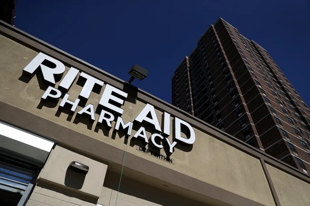 Amazon Has Partnered With Rite Aid to Offer Package Pickup at 1,500 ...