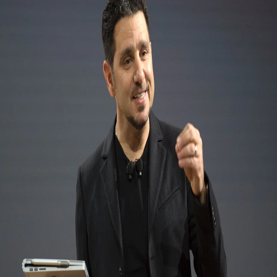 The First 5 Minutes of Microsoft's Surface Presentation Included 4 ...