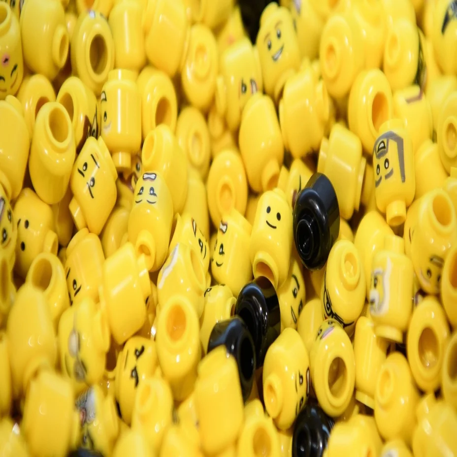 Lego Just Dropped a Hilarious Response to Samsung's $1,980 Foldable Phone