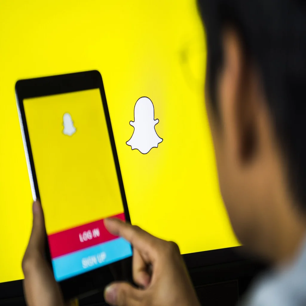 Here's What Snap's Falling Stock Price and Disappointing User Growth ...