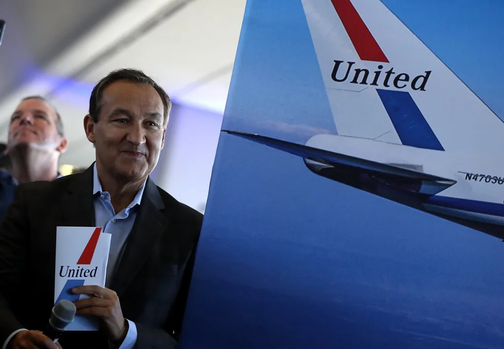 United CEO Refuses Millions in Bonus, but that Won't Help Fix the ...