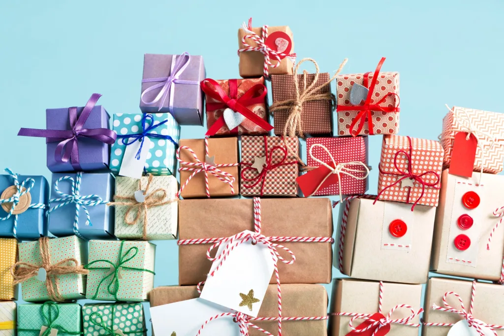 37 Holiday Presents That Employees Loved Getting From Their Bosses
