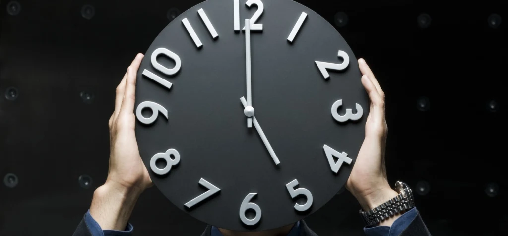 Is It OK to Leave Work Right at 5 P.M. Every Day?