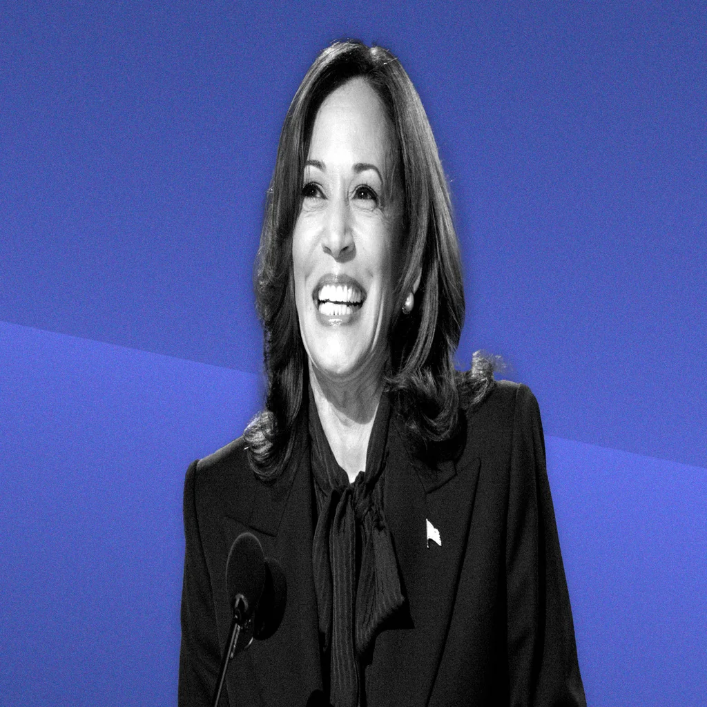 How Kamala Harris Uses the Mirror Effect, the Smile Advantage, and ...