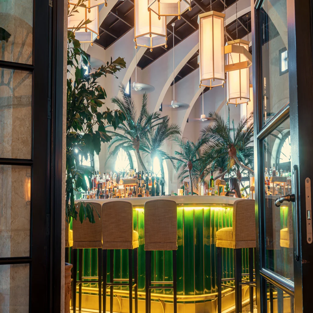 The Best Bars For Business: Miami | Inc. Custom Studio