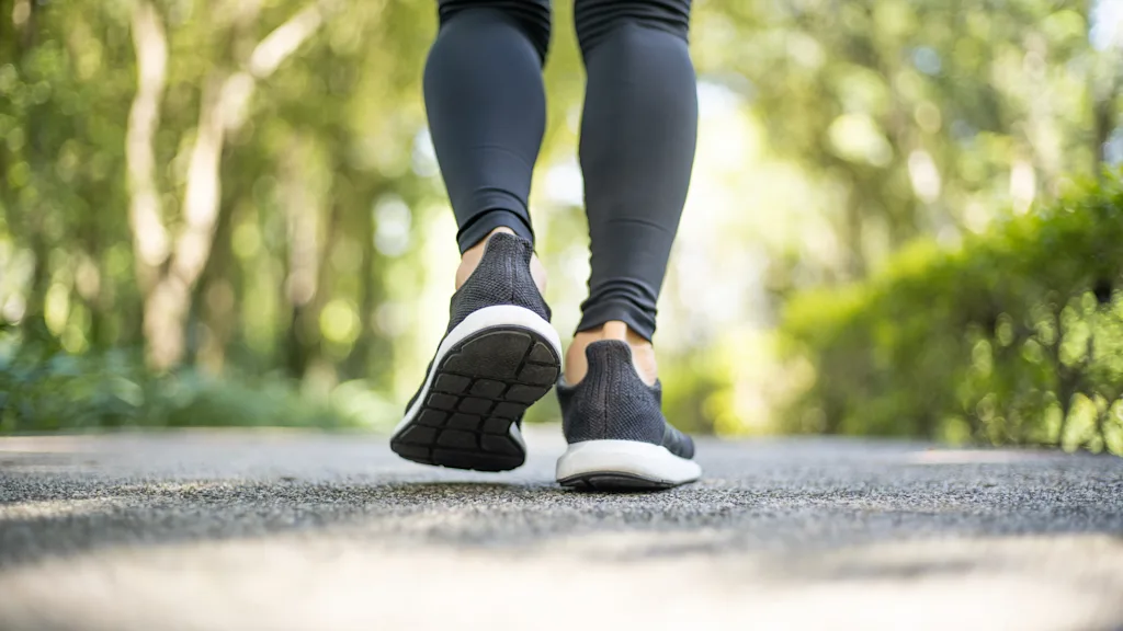 If You're Sedentary, Science Says 1 Short Walk a Day Lowers Blood ...