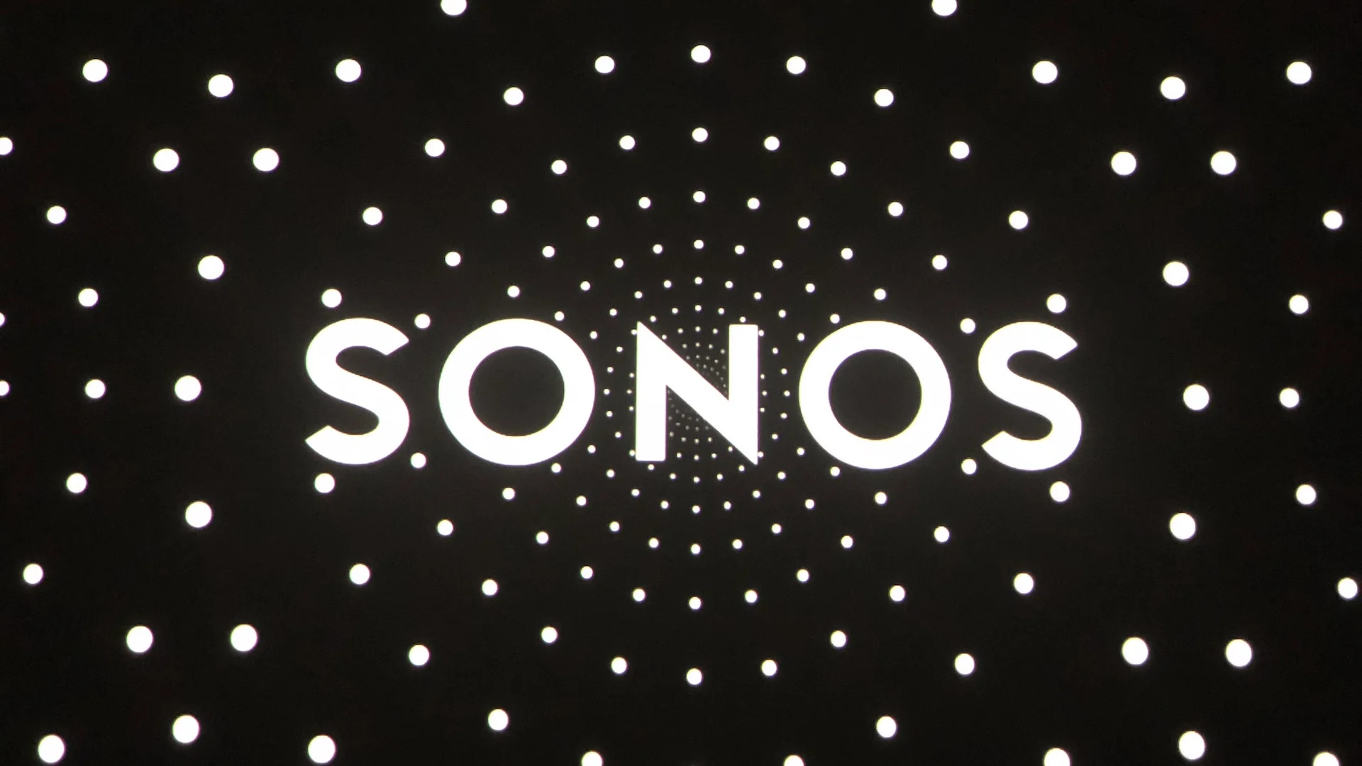 Sonos’s CEO Keeps Responding to Angry Customers on Threads