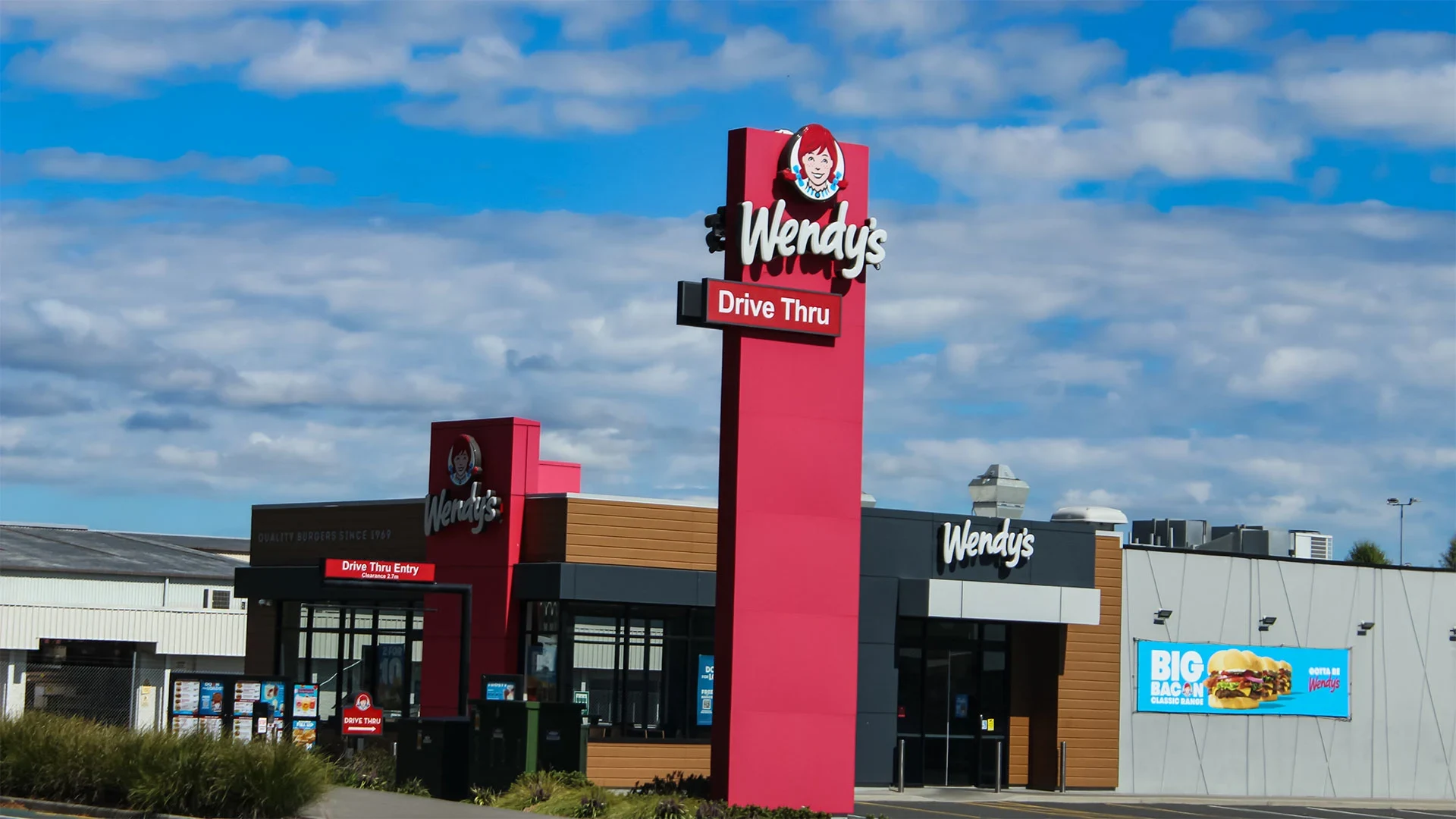Wendy’s Store Closures: Locations Shuttered in Turnaround Plan