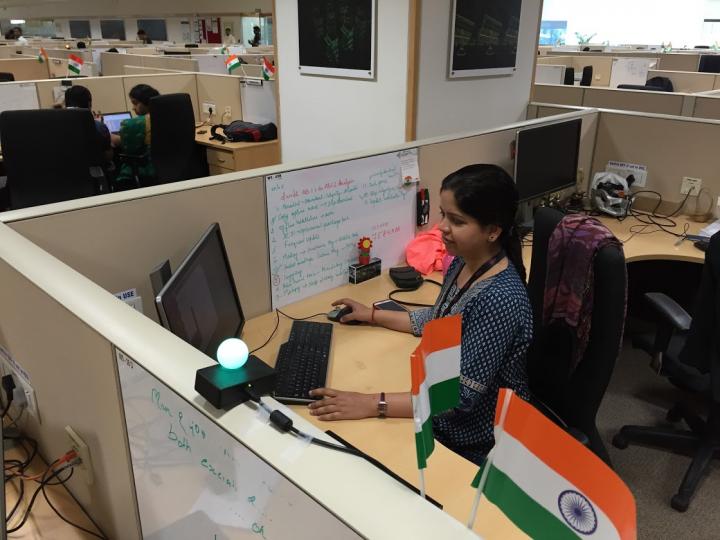 Place This Nifty Lamp on Your Desk to Maximize Your Productivity