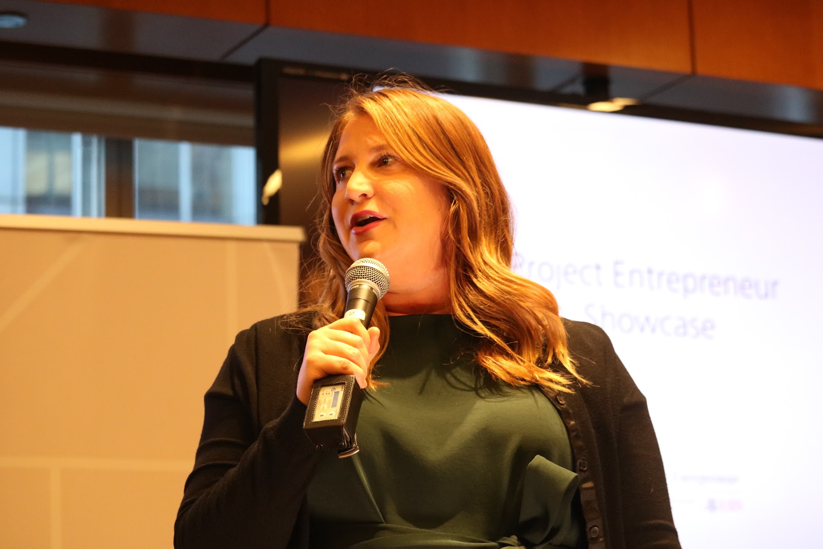 How These 5 Women Entrepreneurs Impressed the Founders of 'Rent the Runway'