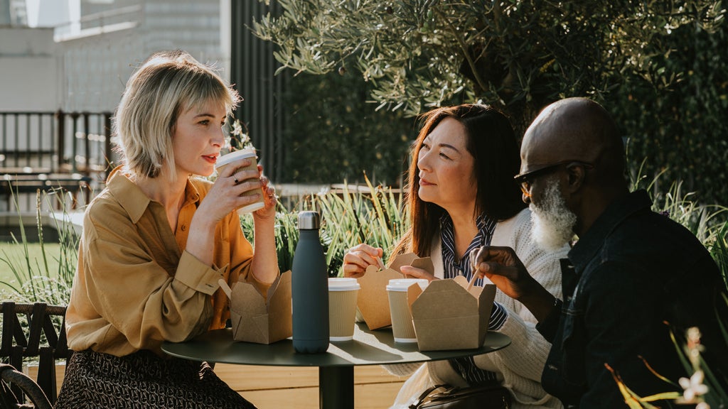 Do This 1 Thing to Instantly Make People Like You, According to an ...