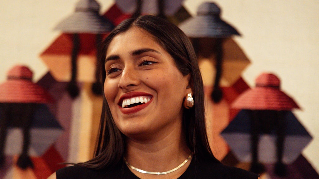 The Juggle Is Real. How SIMPLi's Sarela Herrada and Fellow High-Voltage ...