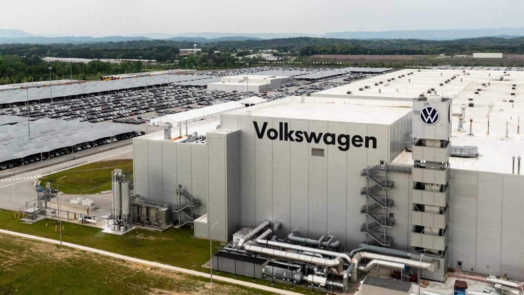 A Winning Vote at Tennessee VW Plant Would Help UAW Crack the South's ...