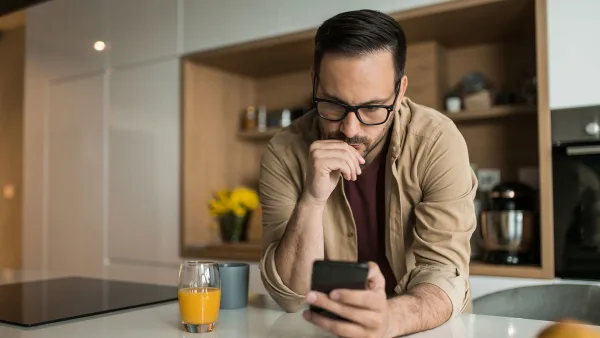 How Emotionally Intelligent People Use the 10-10-10 Rule to Stop Being ...