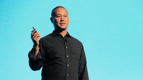 How Tony Hsieh Turned Public Speaking Into a Super Power to Build ...