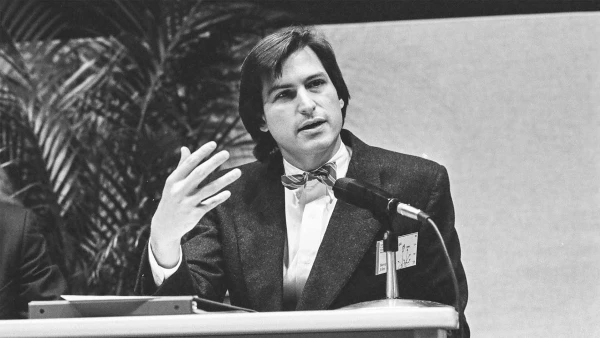 Steve Jobs's Nervousness Before His First TV Interview 46 Years Ago ...